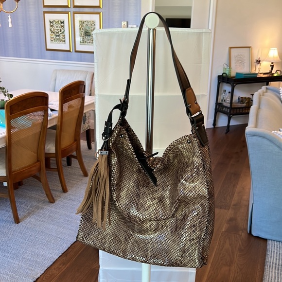 Sondra Roberts | Bags | Sondra Roberts Faux Snake Skin Handbag | Poshmark